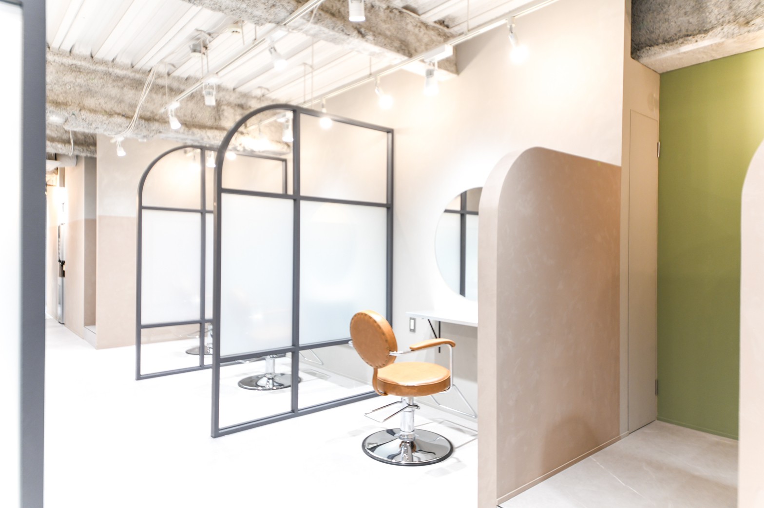 Louwe share salon 紹介 - Louwe share salon